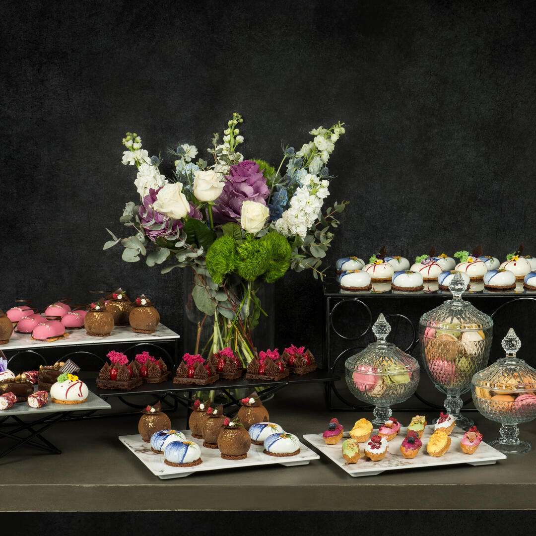 Ryner Melamine Display Serve - White Marble - Trenton International